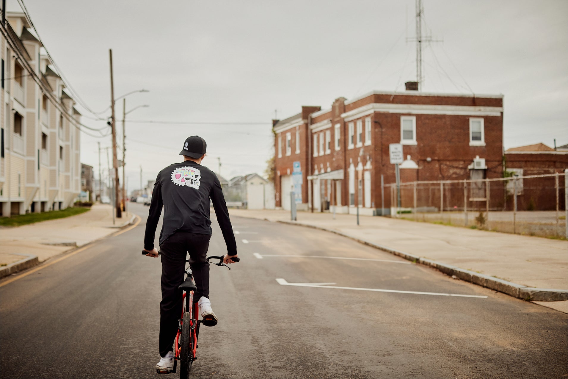 Till I Die Clothing: Apres Inspired Lifestyle and Performace Apparel ...